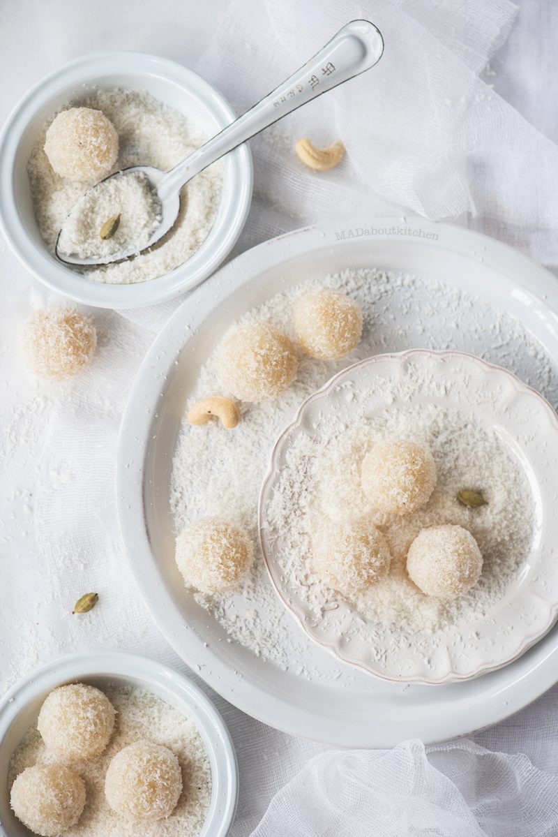 COConut Laddoo - Super simple laddoo - MADaboutkitchen